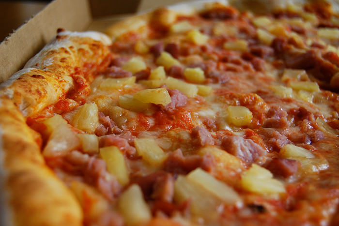 4 Classic Pizzas and Their Origins | Manoosh Pizza